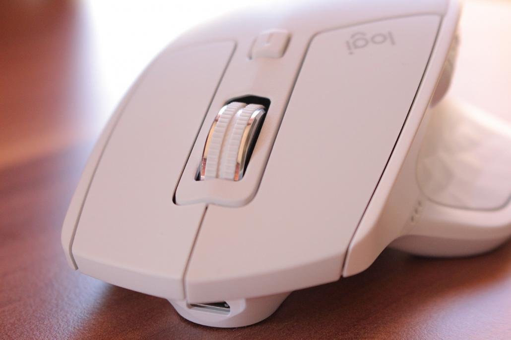 Egerek ura - Logitech MX Master 2s - okos egér, de megéri?